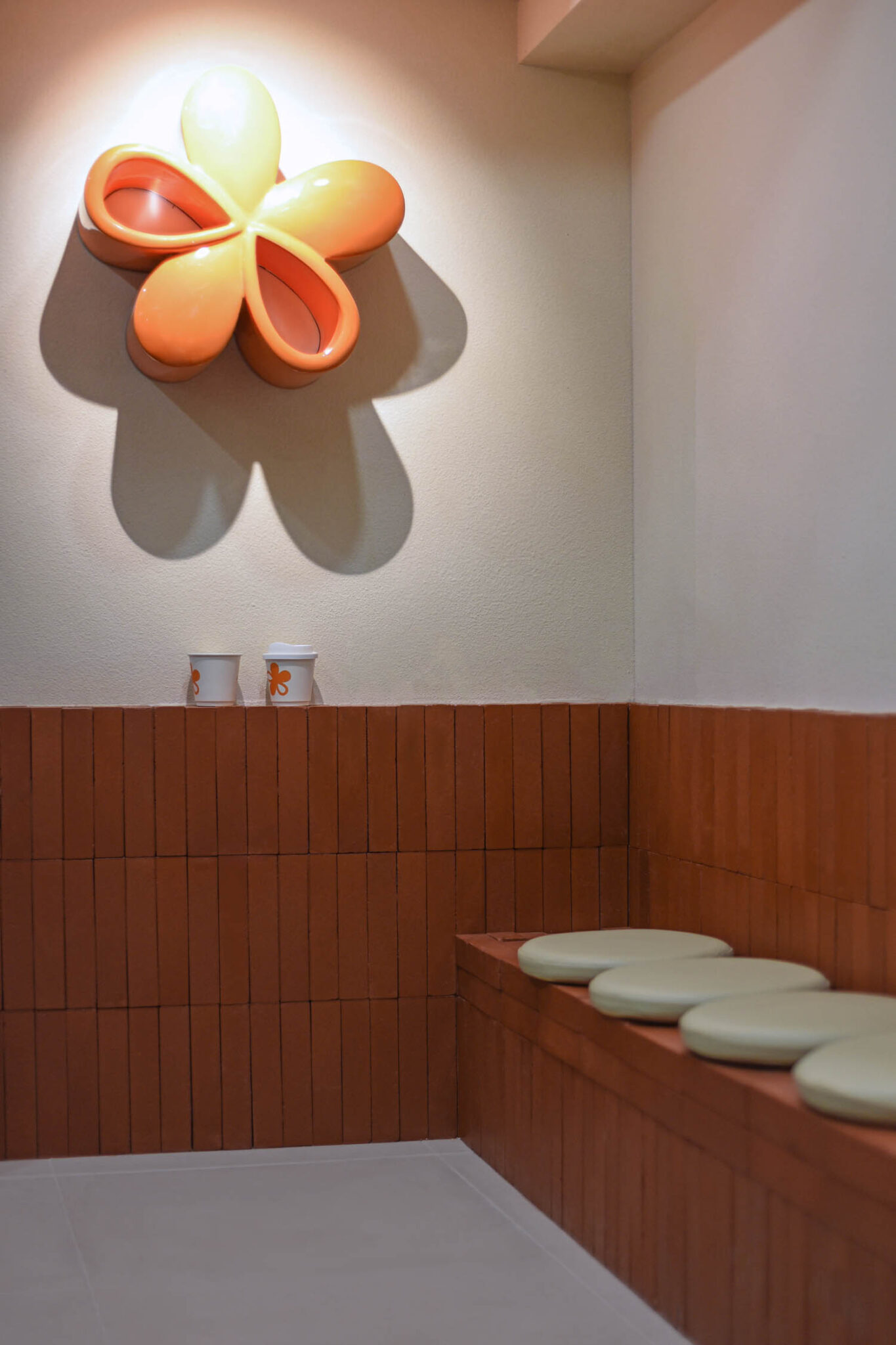 Best Cafe Booth Seating Designs - Best Cafe Designs