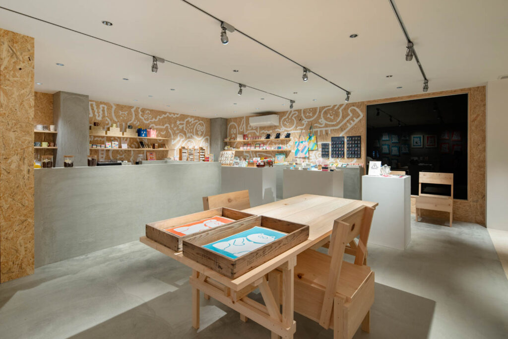 AIUEO Yamashiro Onsen / Gallery Cafe / Koyori - Best Cafe Designs