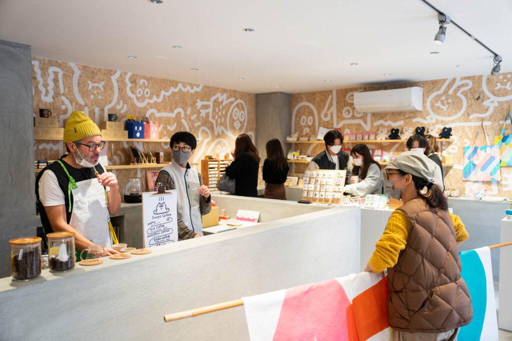AIUEO Yamashiro Onsen / Gallery Cafe / Koyori - Best Cafe Designs